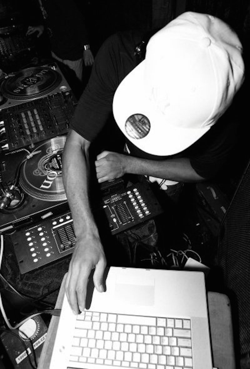 B-Kut : le DJ strasbourgeois qui a conquis les plus grands dancefloors ...