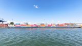 Dans l’intimité du Port du Rhin : 29 photos entre usines du passé et ...